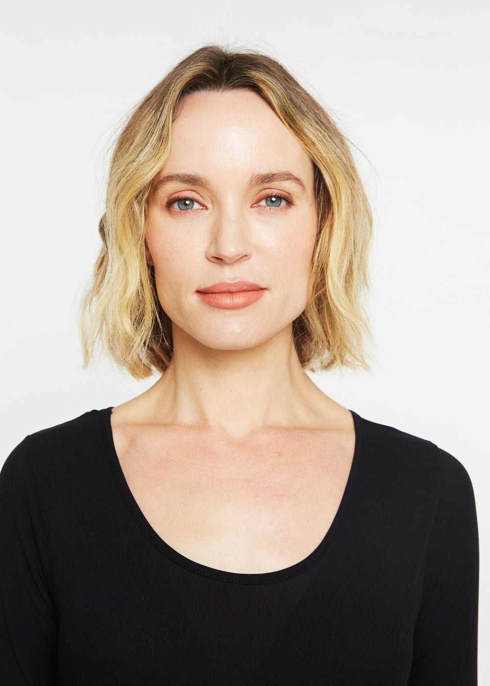 Solid Scoop Neck Second Skin Top – AMB Designs